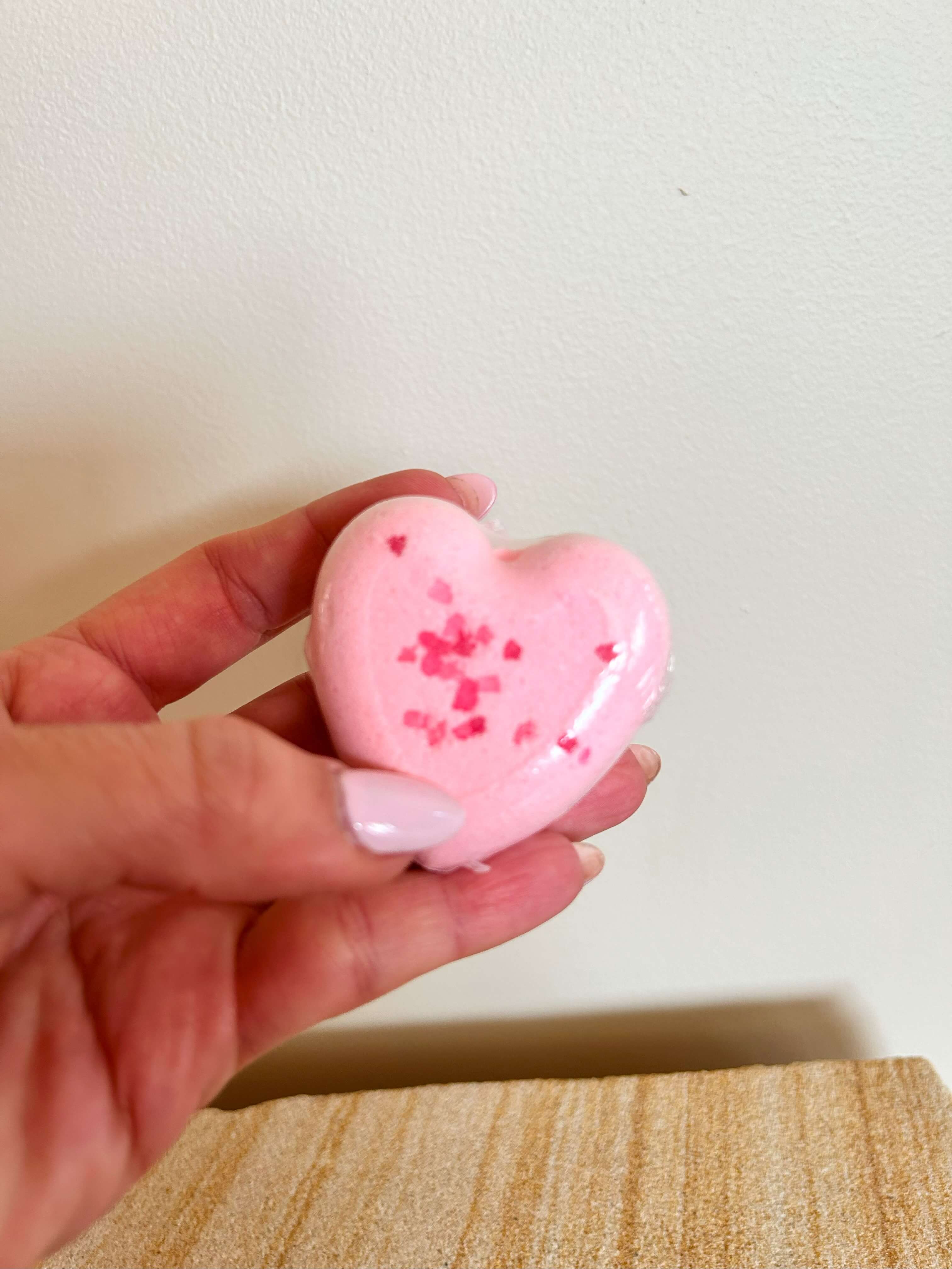 Best Heart Rose Bath Bomb: Hamper My Style